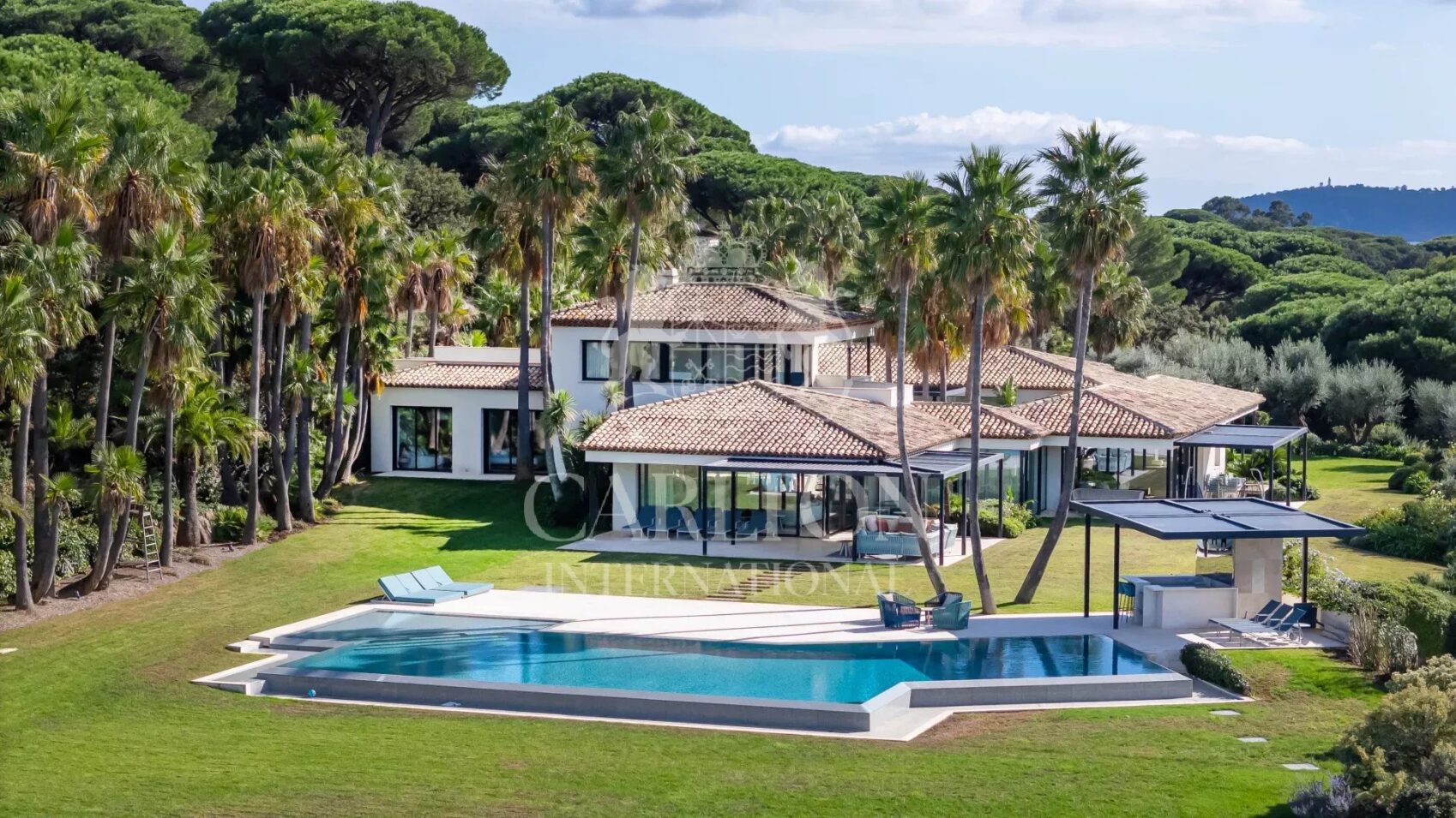 Saint-Tropez Exceptional property with sea view - Carlton International