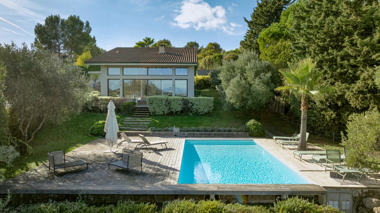 Carlton International - Our New Exceptional Properties